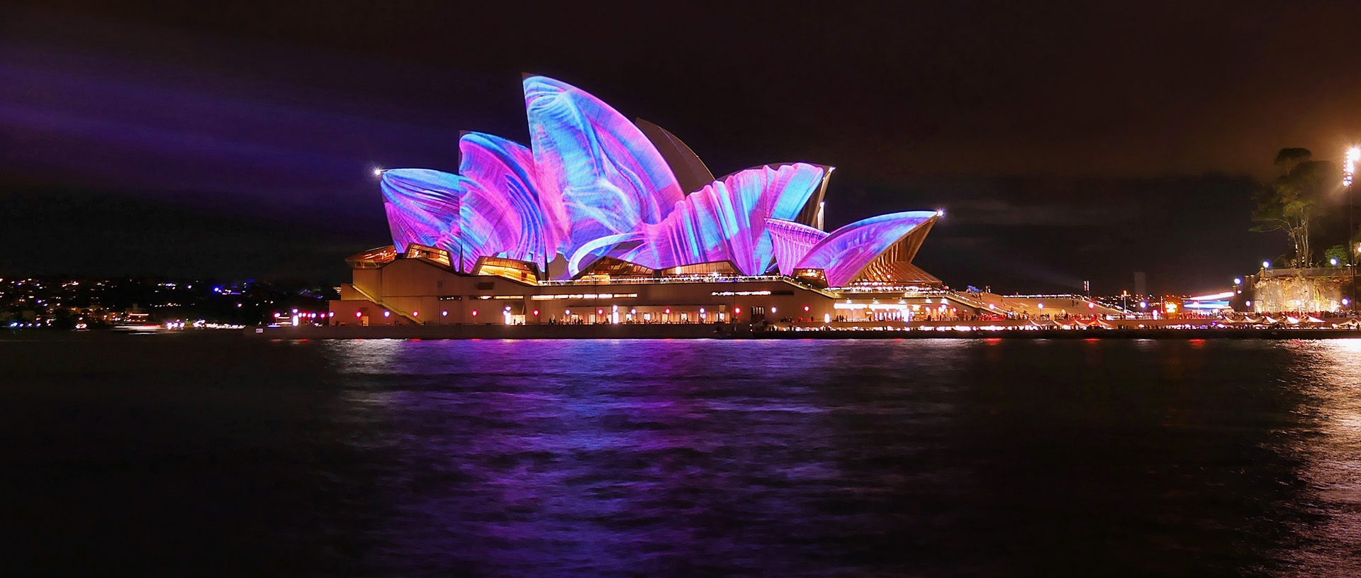 Book Luxury Sydney Harbour Cruise for Festive Season - Fusion Cruises